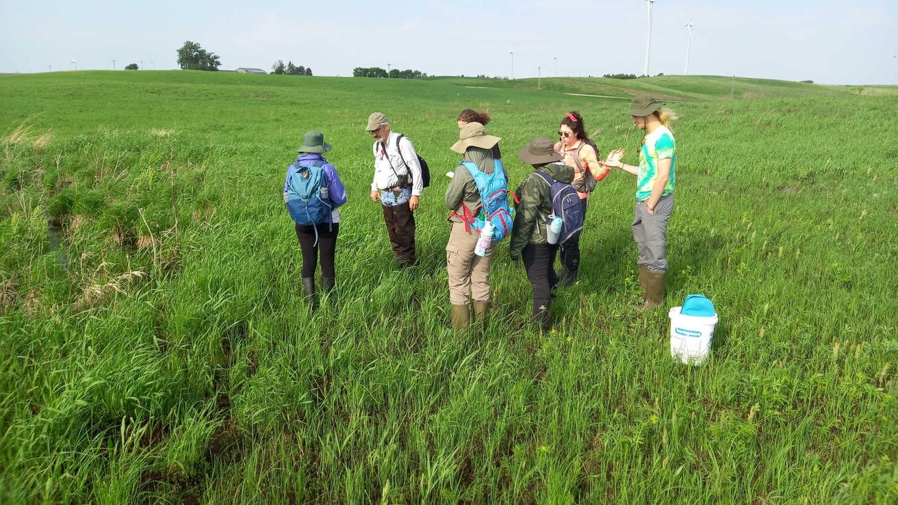 College Students | Iowa Lakeside Laboratory - The University of Iowa